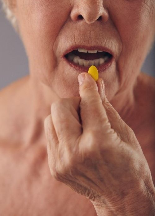 Combating Prescription Drug Misuse Among Older Adults | LTC News